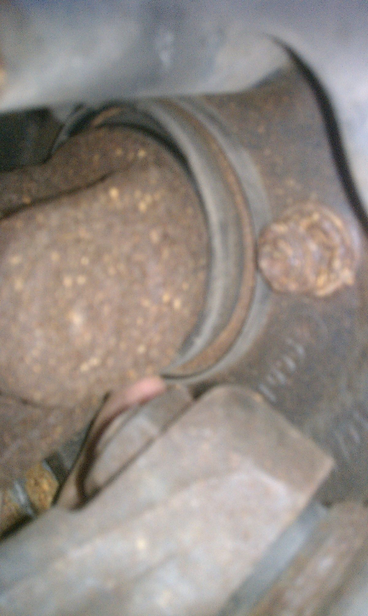 Rubber Seals loose on front spindles? - Ford Truck Enthusiasts Forums